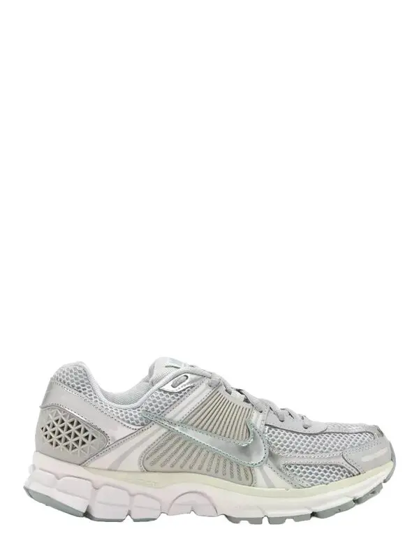 Nike Zoom Vomero 5 Sneakers - Silver