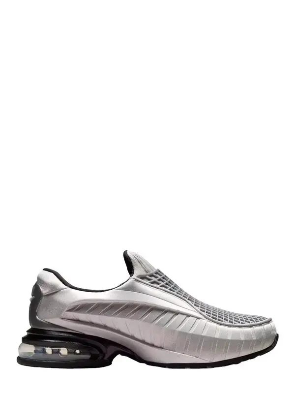 Nike Air Max Dolce Sneakers - Grey