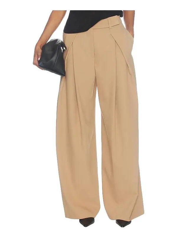 FAVORITE DAUGHTER Pleats For Days Pant In Brown - Camel