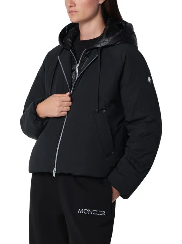 Moose Knuckles Hooded Puffer Jacket - Black