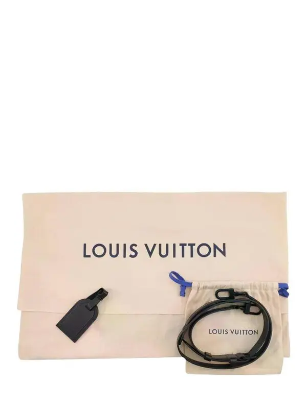 LOUIS VUITTON 2021-2026 Monogram Eclipse Sac Plat Horizontal Zipper Satchel - Black