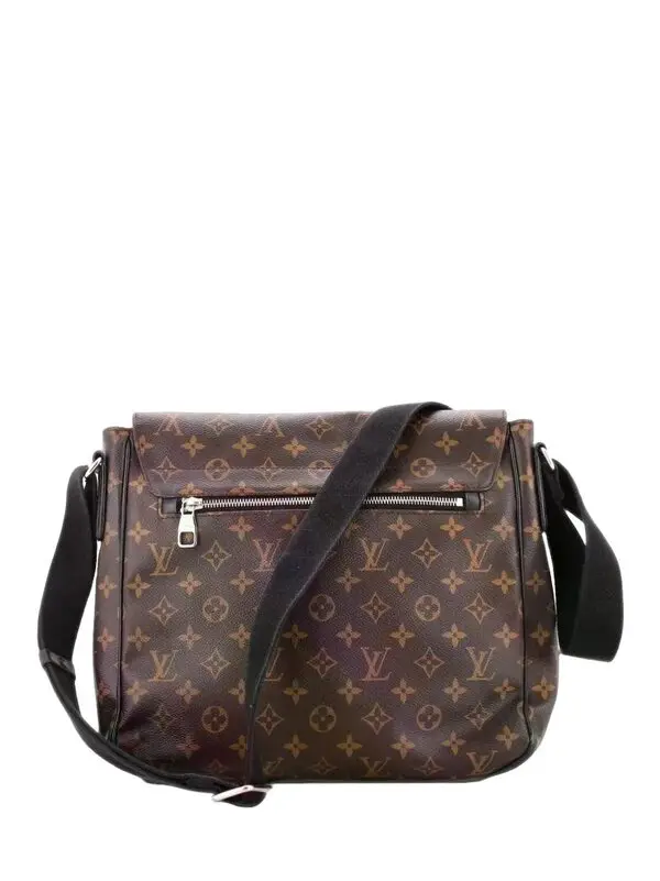 LOUIS VUITTON District Messenger Bag Macassar Monogram Canvas Mm Crossbody Bag - Brown