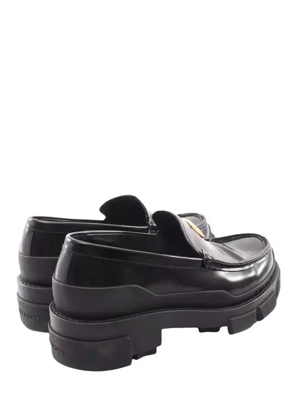 Givenchy 2000s Terra Loafers - Black