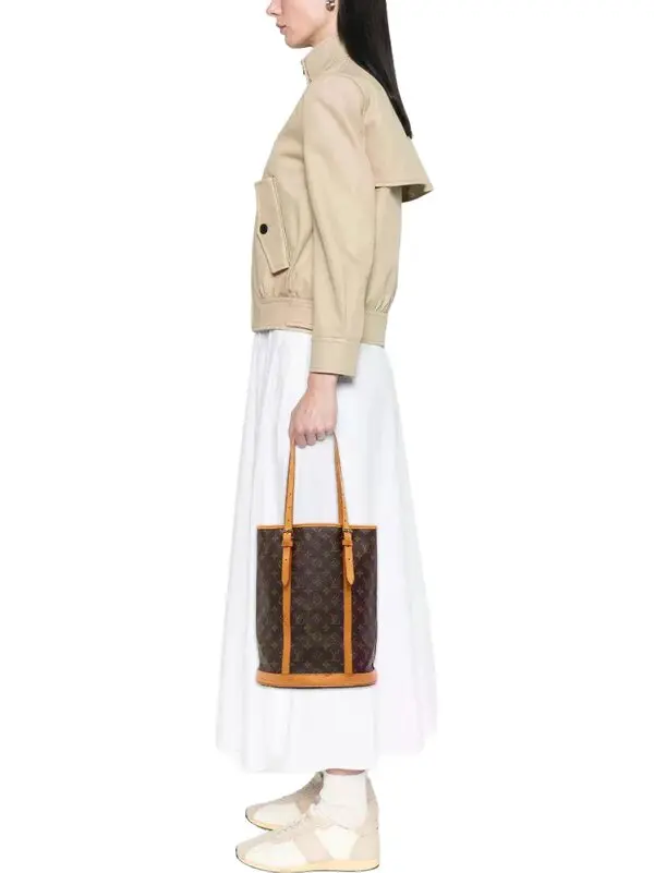 LOUIS VUITTON 2015 Monogram Gm Bucket Bag - Brown