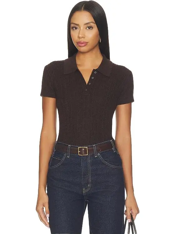 Good American The Micro Cable Polo Shirt In Brown - Espresso