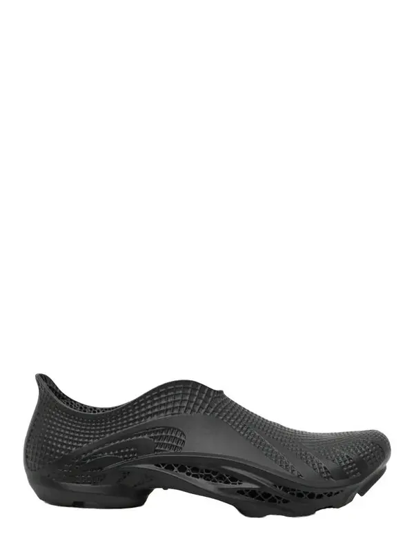ALIVEFORM Dermisriders Textured Sneakers - Black