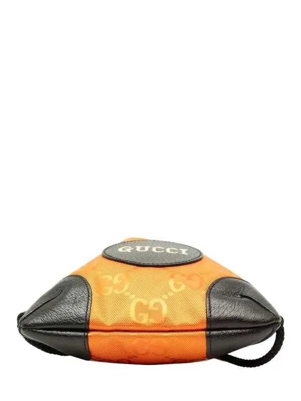 Gucci 2000-2015 Gg Nylon Off The Grid Drawstring Backpack - Orange