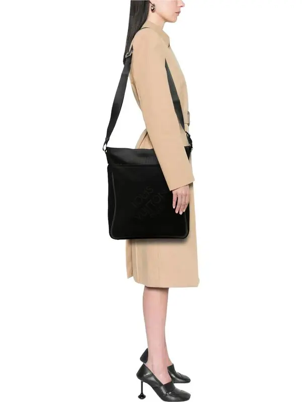 LOUIS VUITTON 2005 Damier Geant Compagnon Crossbody Bag - Black