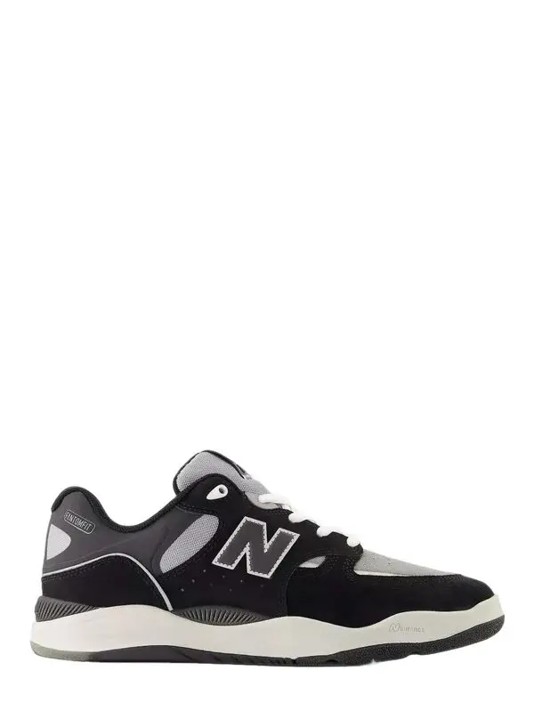 NEW BALANCE Numeric 1010 Sneakers - Black