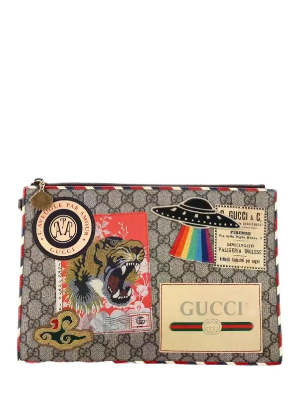 Gucci Courrier Pouch Gg Coated Canvas With Applique Clutch Bag - Brown
