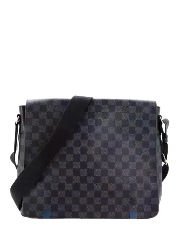LOUIS VUITTON District Nm Messenger Bag Damier Graphite Mm Crossbody Bag - Black