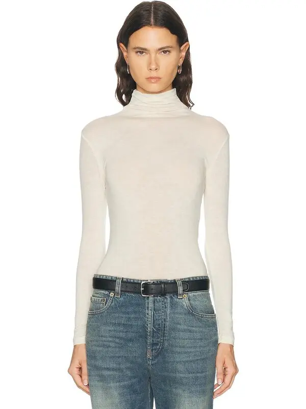SANS FAFF Lightweight Cashmere Turtleneck Top In Cream - Oatmeal