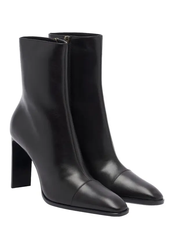 Saint Laurent Venetia Leather Ankle Boots - Brown