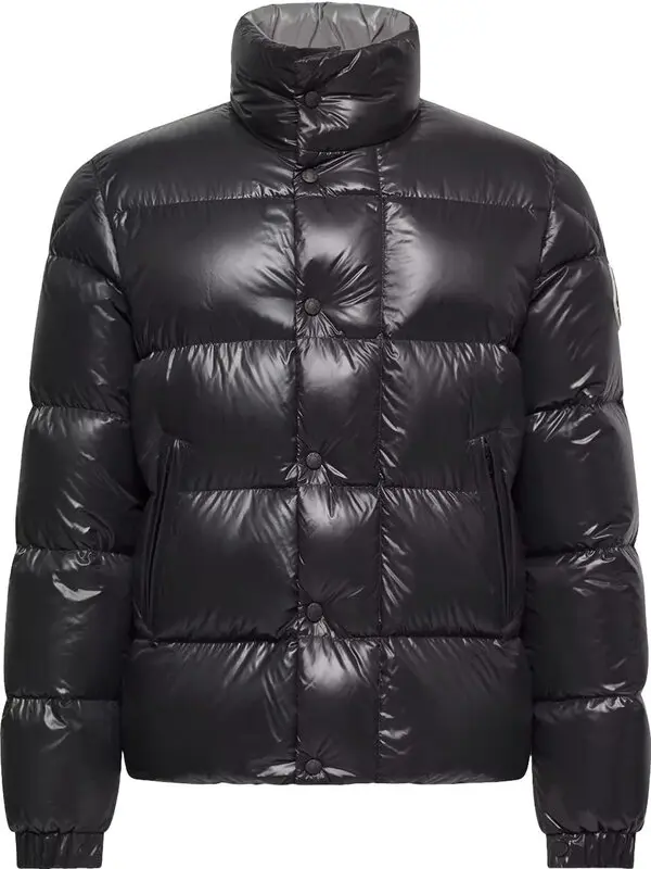 Moncler Short Bendola Down Jacket In Nylon Laqu - Black