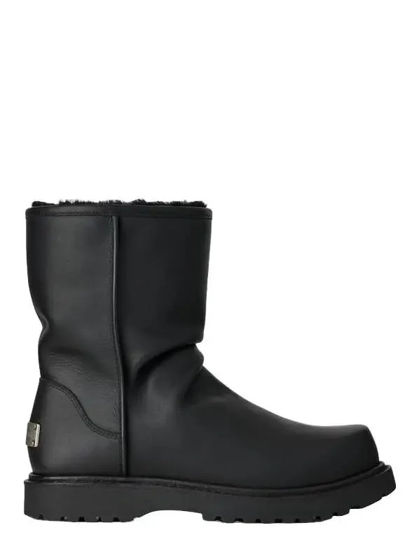 UGG Willy Chavarria Relaxed Sheepskin - Black
