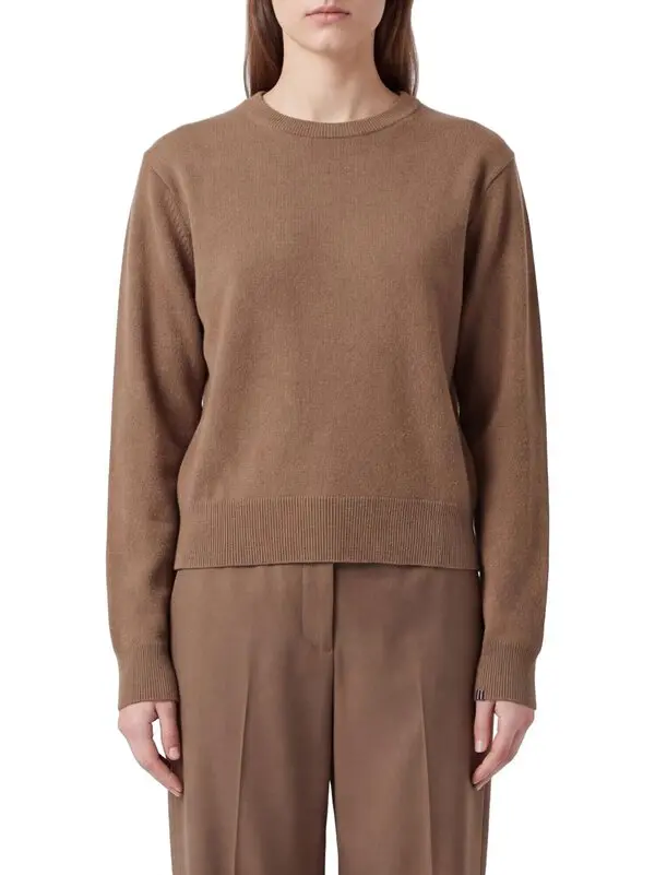 Extreme Cashmere Crew Neck Jumper In Pure Cashmere With Dropped Shoulders - Brown