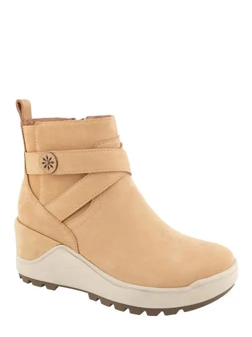 Jambu Pattie Water Resistant Casual Boot - Tan
