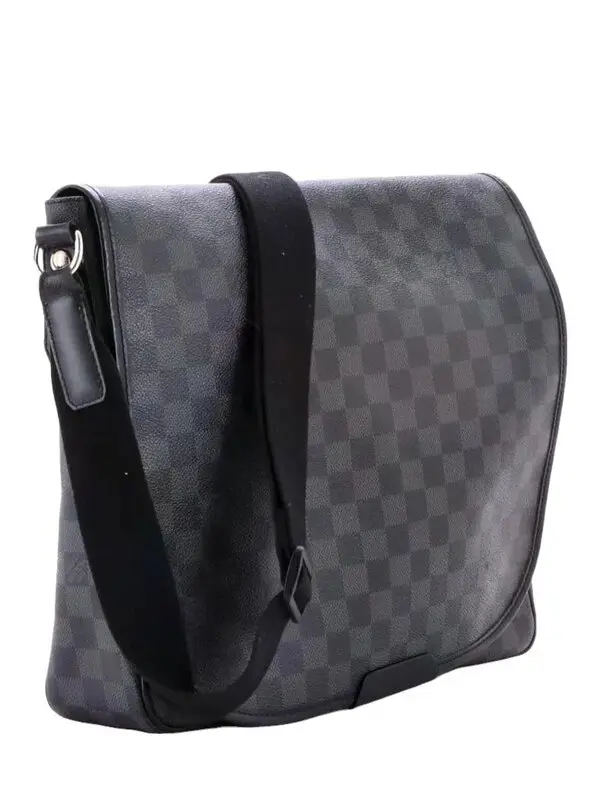 LOUIS VUITTON Daniel Messenger Bag Damier Graphite Mm Crossbody Bag - Black