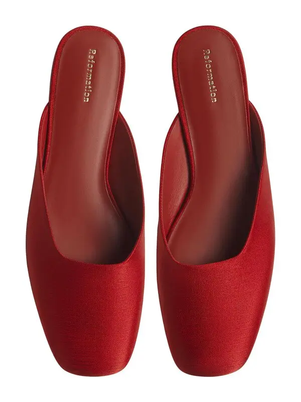 REFORMATION Inez Flat Mule Textile - Red