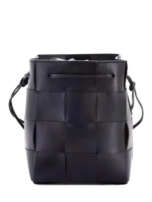 Bottega Veneta Cassette Maxi Intrecciato Leather Small Bucket Bag - Black