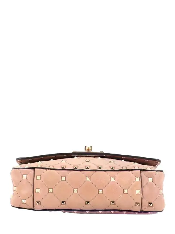 Valentino Garavani Rockstud Spike Flap Bag Quilted Leather Medium Crossbody Bag - Neutrals