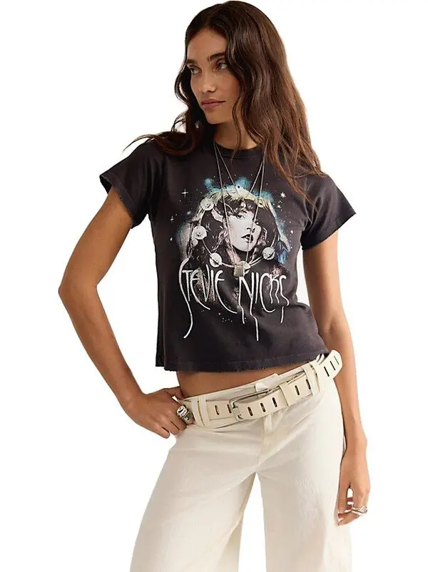 Daydreamer Stevie Nicks Tambourine Crew Neck Tee - Reactive Black
