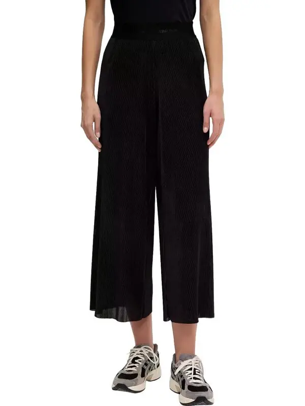 SPORTALM Plissé-effect Logo-waistband Trousers - Black