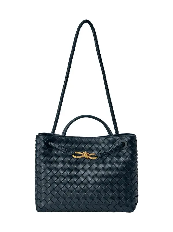 Bottega Veneta Medium Andiamo Handbag - Black