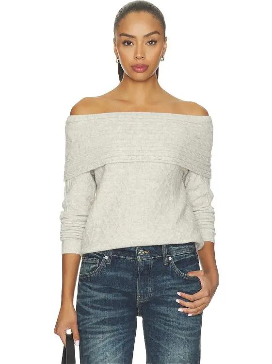 Heartloom Enly Sweater In Light Grey - Greige