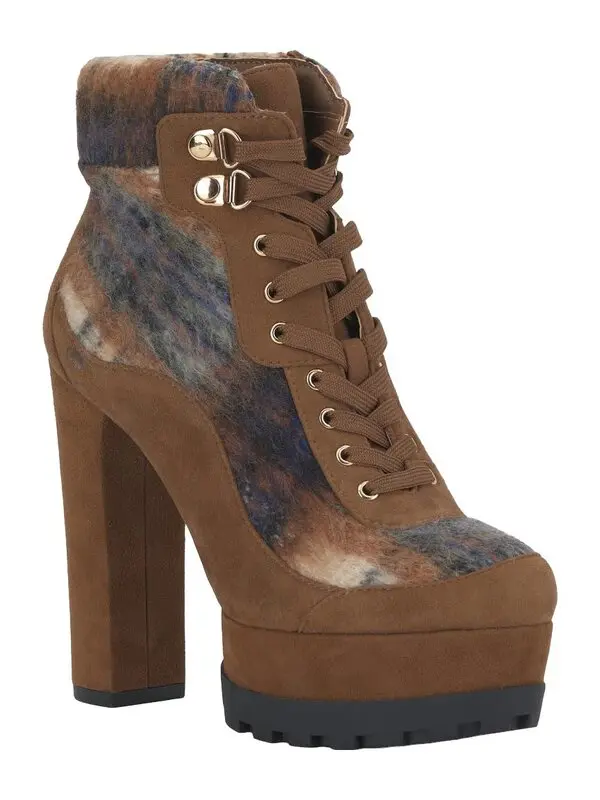 Jessica Simpson Indiera Bootie - Neutral/navy