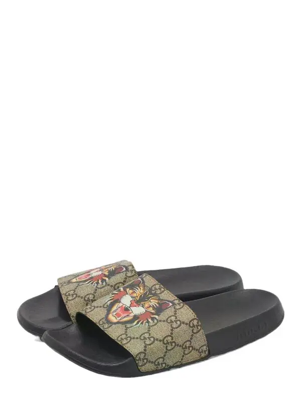 Gucci Gg Supreme Slides - Neutrals