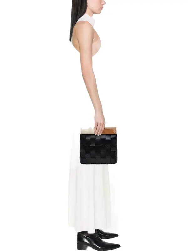 Bottega Veneta 2019-2021 Lambskin Maxi Intrecciato The Snap Clutch Bag - Black