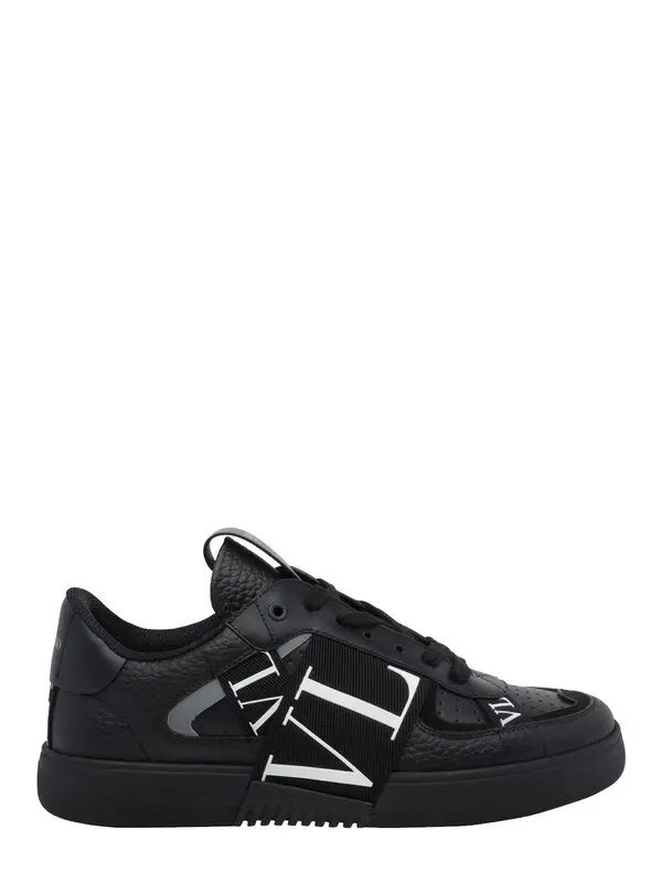 Valentino Garavani Vl7n Sneakers - Black