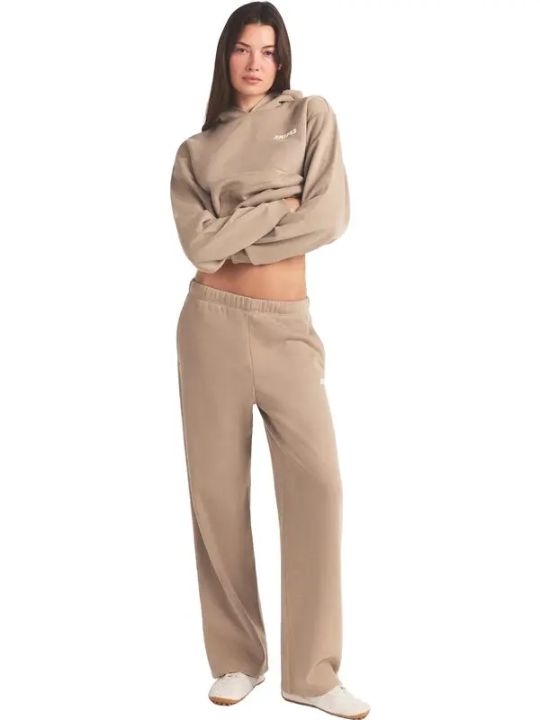 SKIMS Straight Leg Pants With Embossed Logo | Medium Neutral | | Cotton Fleece - Latte