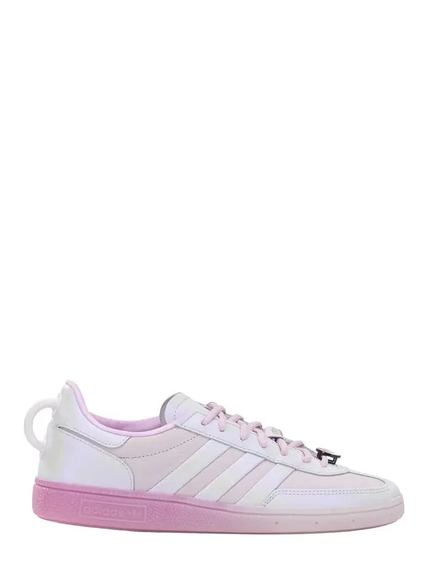 ADIDAS ORIGINALS X Pokémon Mewtwo Handball Spezial' Low Top Sneakers - Pink