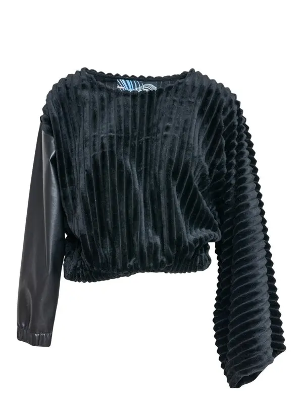ARTISTA Astrid Cropped Oversized Pullover - Black