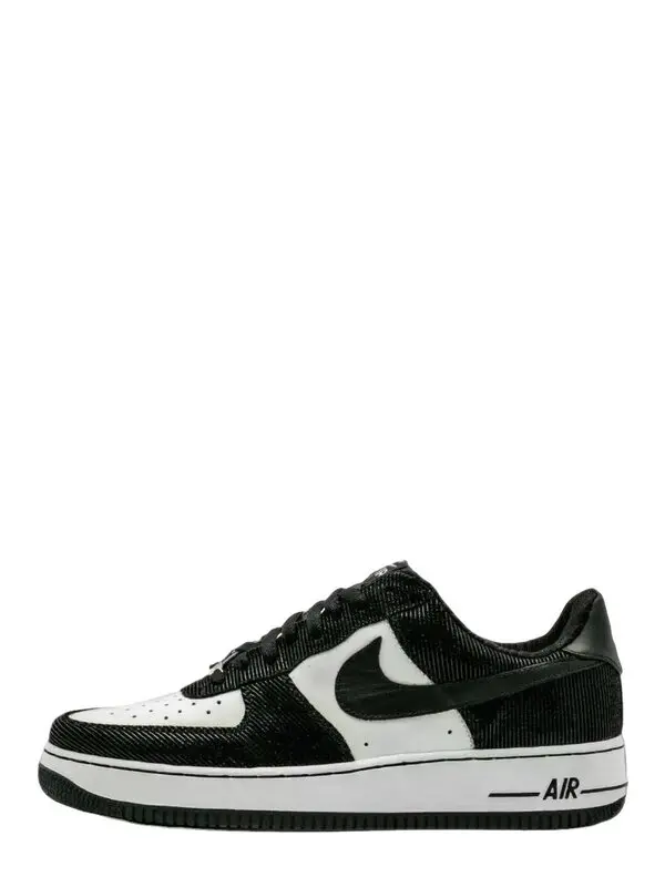 Nike Air Force 1 Premium Lace-up Sneakers - Black