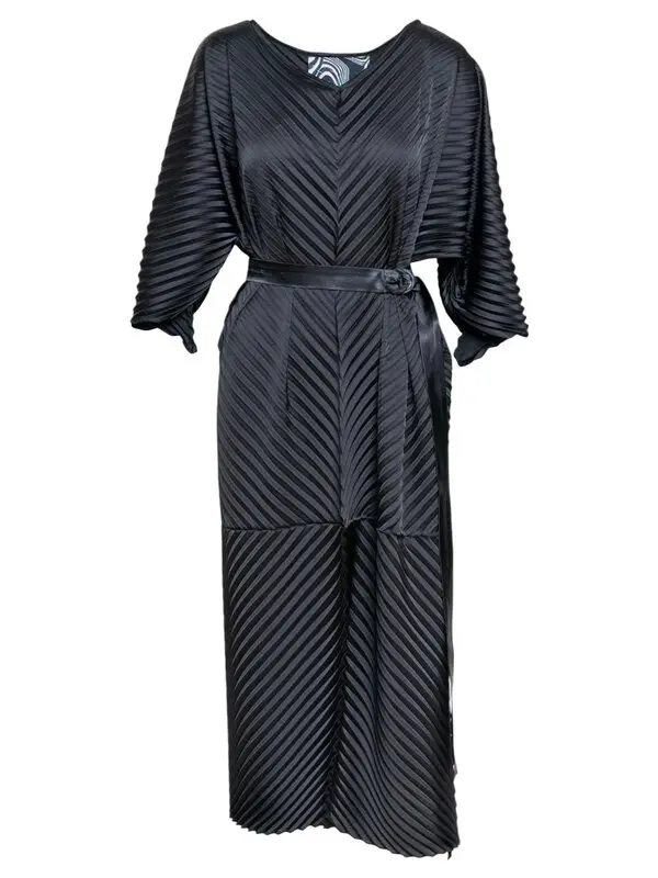 ARTISTA Echo Pleated Maxi Dress - Black