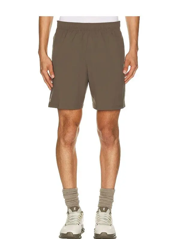 On 7 Core Shorts In Brown - Bark