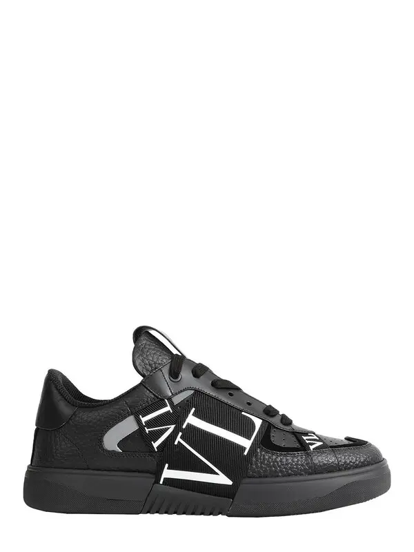 Valentino Garavani Vl7n Sneakers - Black
