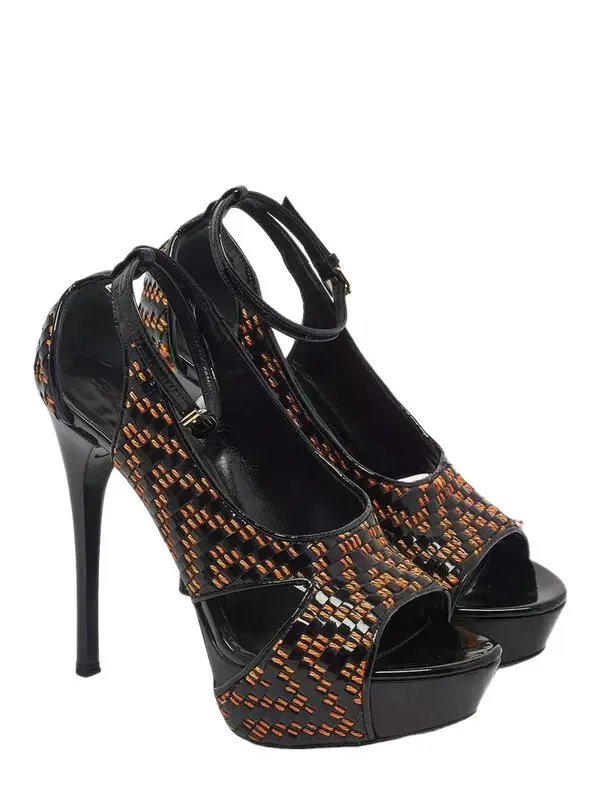 Burberry Woven Patent Leather Platform Pumps - Black