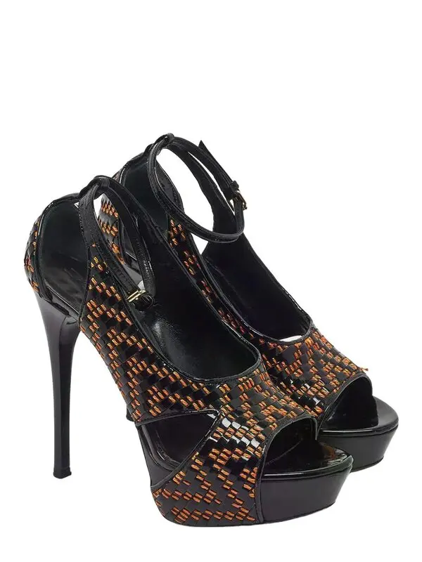 Burberry Woven Patent Leather Platform Pumps - Black