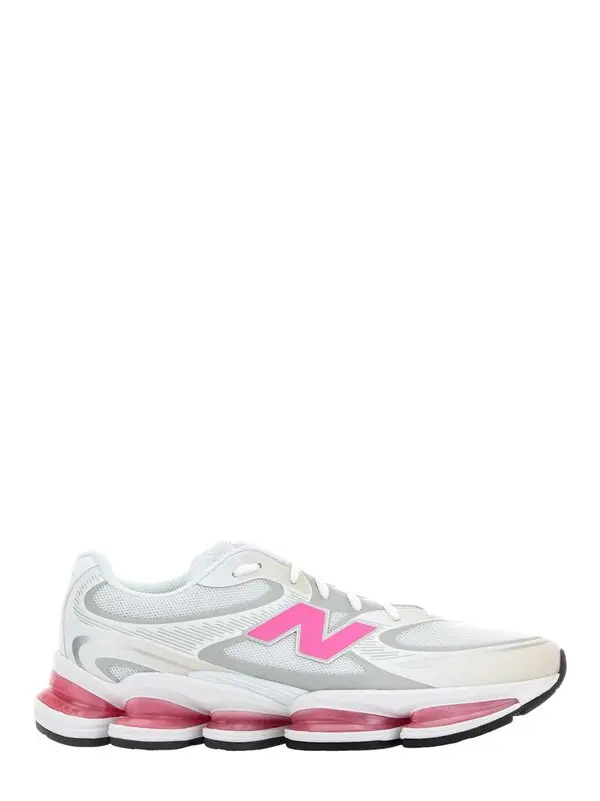 NEW BALANCE Two-tone Mesh & Rubber Sneaker - Multicoloured