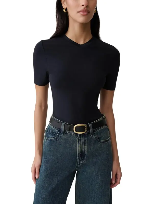 Meshki Janelle High V Neck Short Sleeve Top - Black