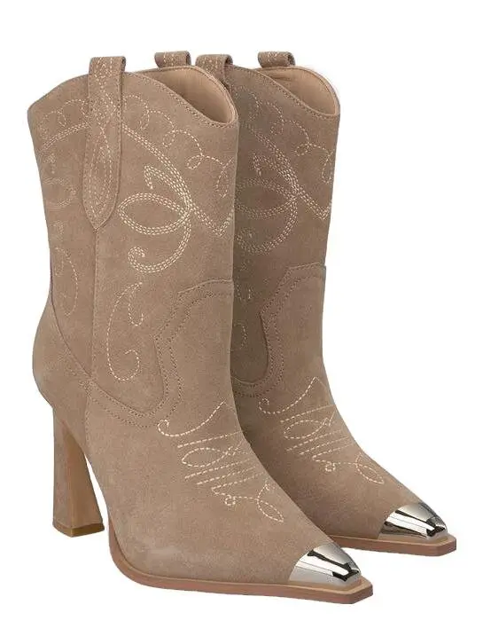 ALMA EN PENA Embroidered Funnel Heel Bootie - Vison