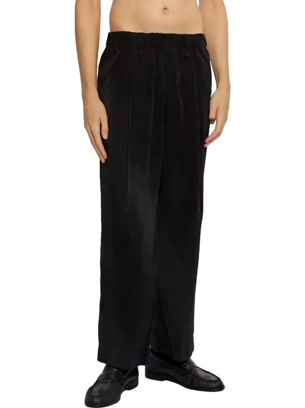 Issey Miyake Pleated Straight-leg Trousers - Black