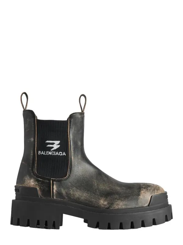 Balenciaga Strike Chelsea Boots In Worn-out Leather With Lug Sole - Black