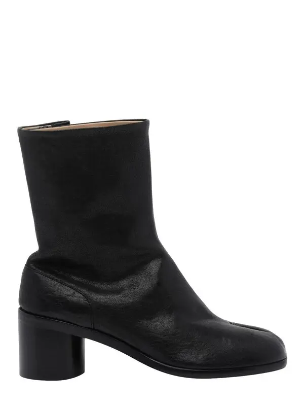 MAISON MARGIELA Tabi Split-toe Ankle Boots In Calfskin Leather - Black