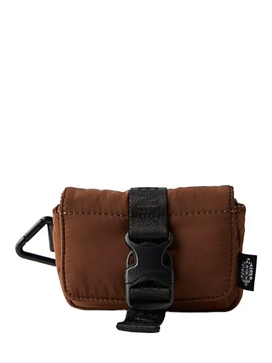 Free People Adventure Wallet - Chocolate