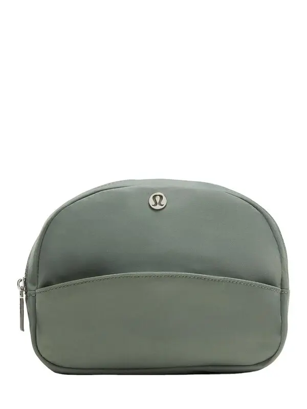 Lululemon City Essentials Pouch 4l - Willow Leaf/silver